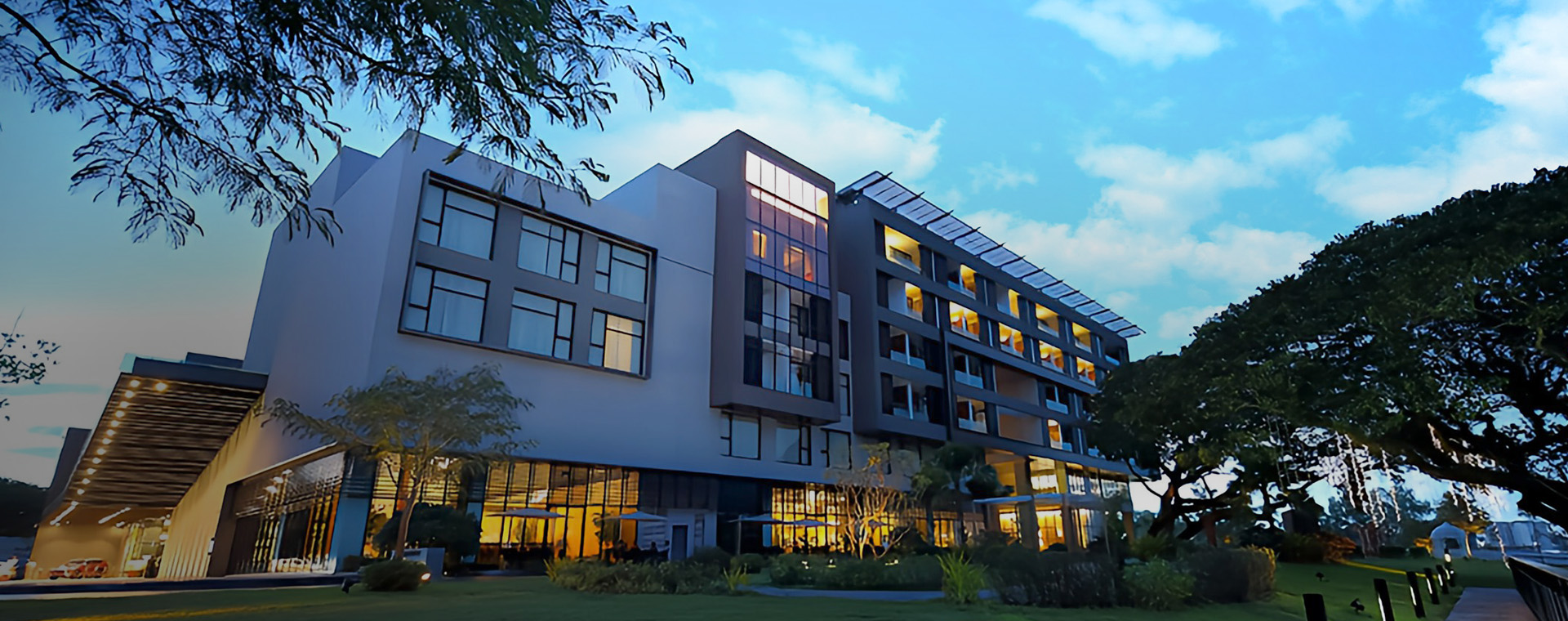 Midori Clark Hotel & Casino | creates a five-star level of relaxation ...